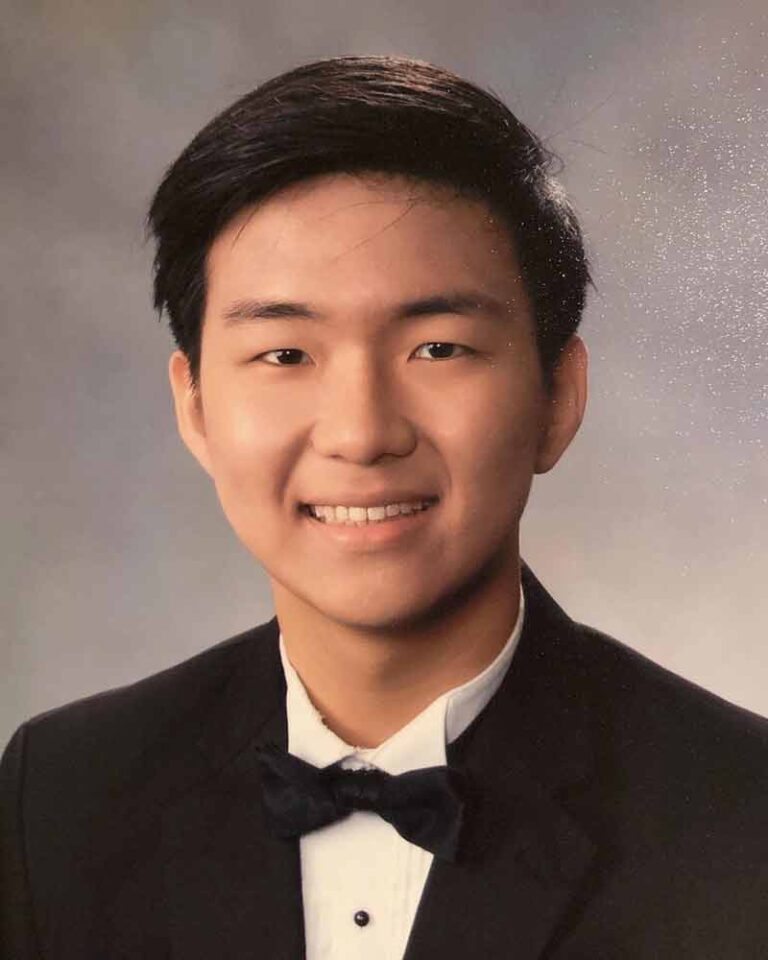 Fall 2022 PEAK Experience Awardees Leap into Autumn