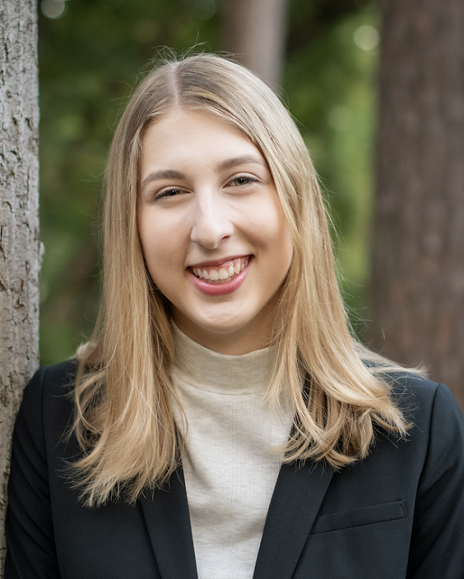 Congratulations, December Graduates! | Undergraduate Research & Fellowships